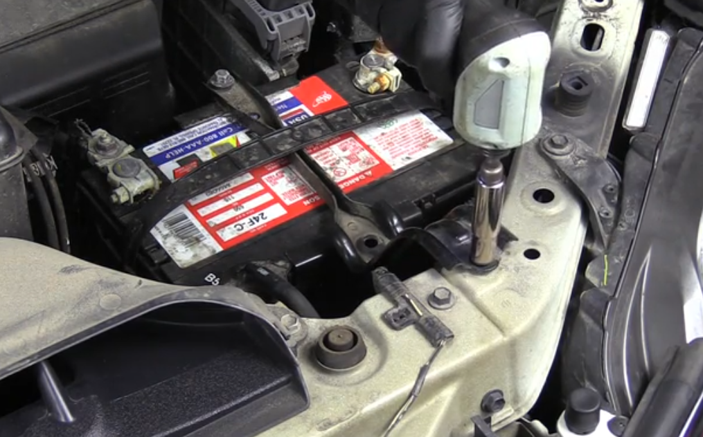 How to replace the car battery on a Lexus LX - Car Ownership - AutoTrader