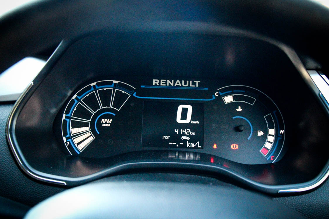 Renault Triber (2020) Review - Expert Renault Triber Car Reviews ...